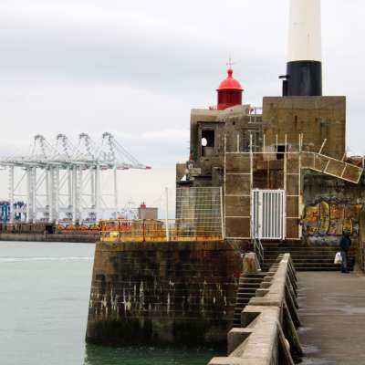Port 2000 : quatre nouveaux portiques géants pour le terminal ...