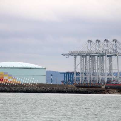 Port 2000 : quatre nouveaux portiques géants pour le terminal ...